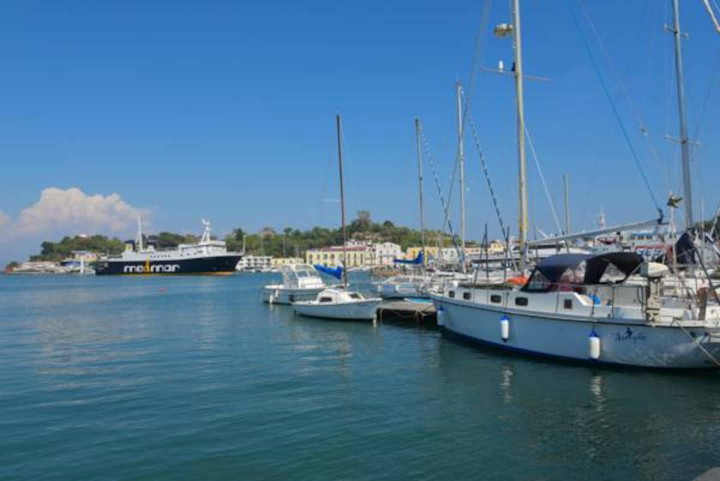 The Terrace On The Port Of Ischia - Ischia