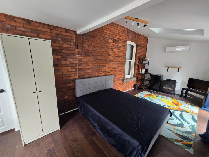 Beautiful Suite With Private Entrance And Bathroom - Brockville