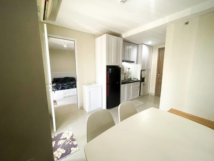 The Cozy Nest : Spacious Home Grand Dhika City - Jakarta