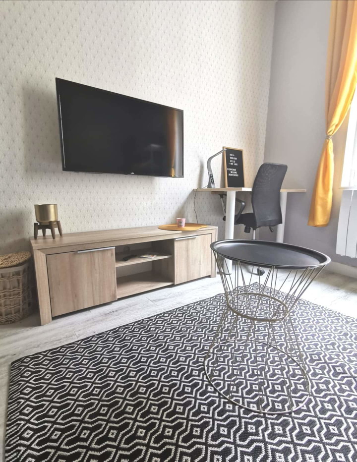 Bed I Home Studio Hypercenter  Wifi  Netflix - Angers