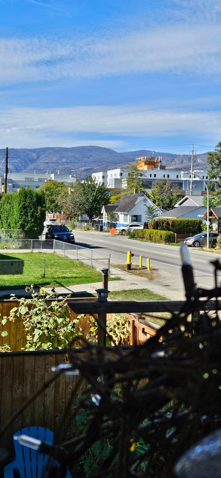 1.5 Blk 2 Kel Gen Hosp Pets Ouc Beaches Dwntwn Ylw - Kelowna