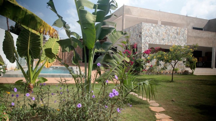 Villa 4 Chambres Avec Piscine, Jardin Et Terrasse - Lomé