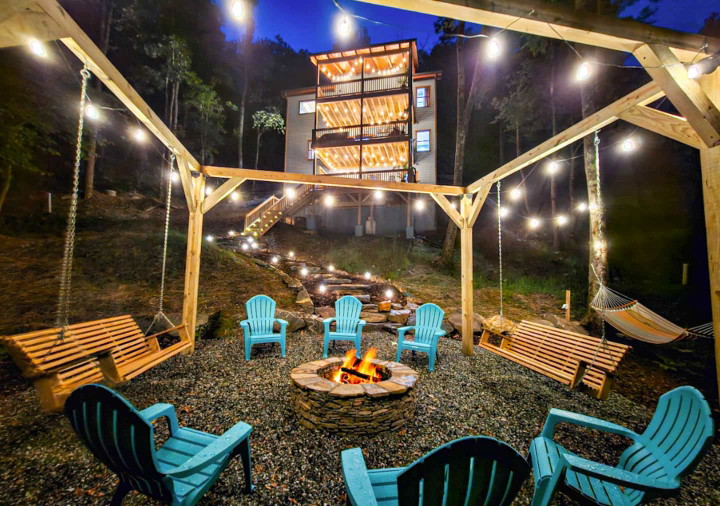 Luxury Chalet For 16: Hot Tub, Arcade, 33&nbsp;Ft Boat - Blowing Rock, NC