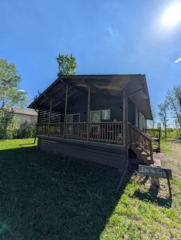 Cozy All-season Cottage Retreat In Lac Du Bonnet - Pinawa