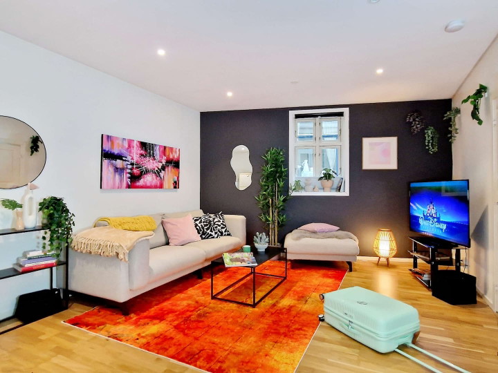 Prime Location, Amazing King Bed, Colorful Oasis - Bergen, Noruega