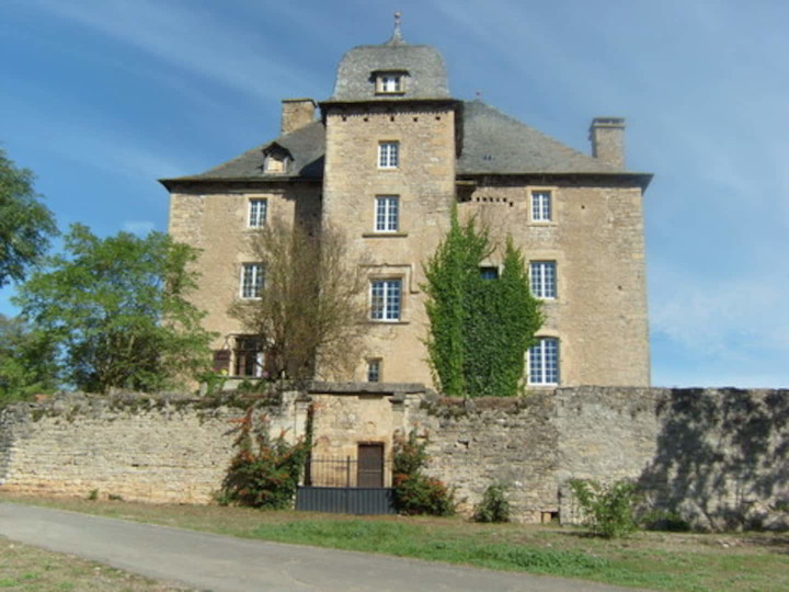 Le  Gîte Du Château De Grun  (12 Personnes) - Saint-Geniez-d'Olt
