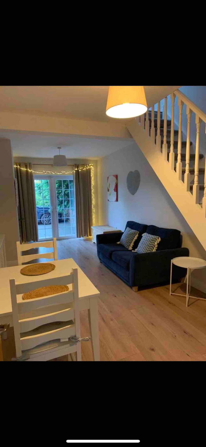 Poulshone Rest
Cozy Apartment 3 Min Walk To Beach - Gorey