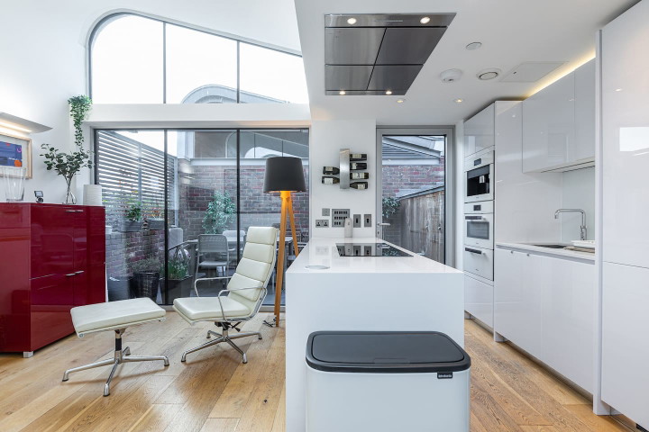 Stylish House With Superb Space - Londres