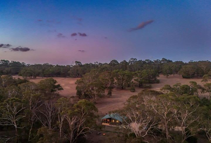 Bellbrae Mudbrick Love Shack - Great Ocean Road