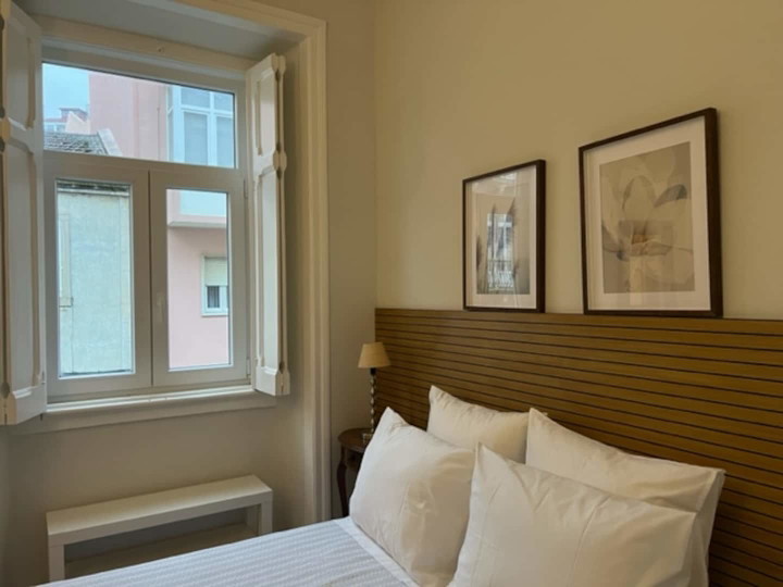 Romantic & Renewed 1 Bedroom Apartment @ Campolide - Amadora