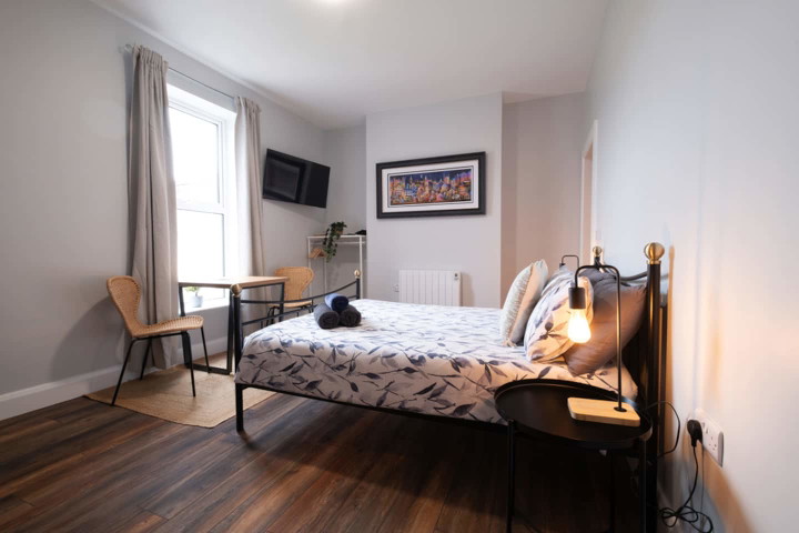 Waterloo Street Entire Studio Apartment 21a - Derry