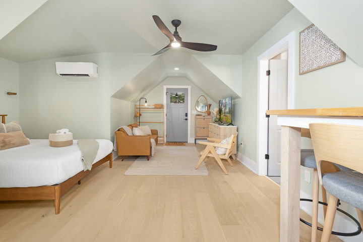 The Magnolia Guest House - Charlotte, NC