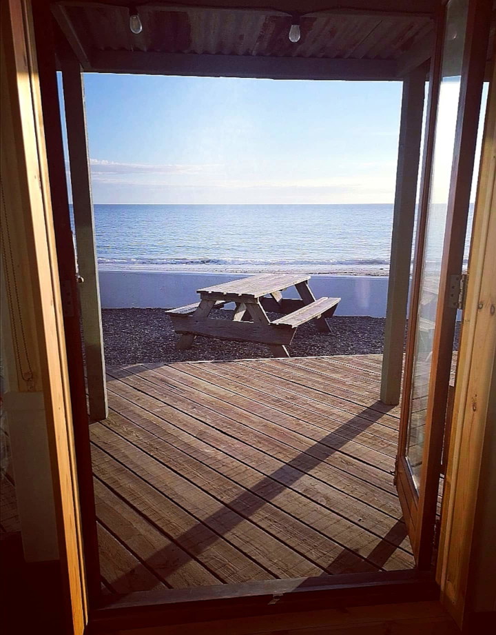 Caban Morwyn Y Môr (Sea Maiden Cabin) - Wales