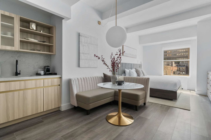 17john: Elite King Studio Apartment - New York