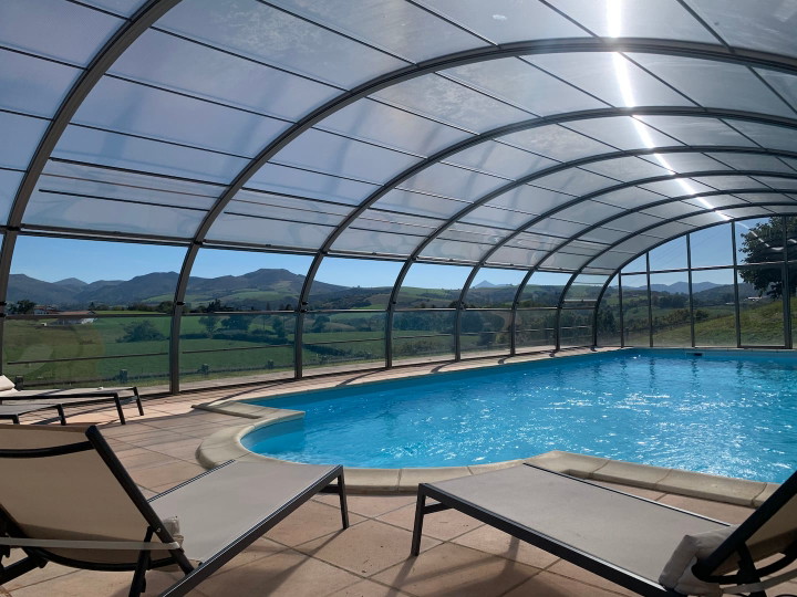 Grande Villa Avec Piscine Et Vue Panoramique. - Espelette