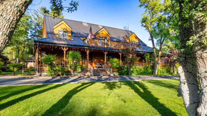Tehachapi County Estate - Tehachapi, CA