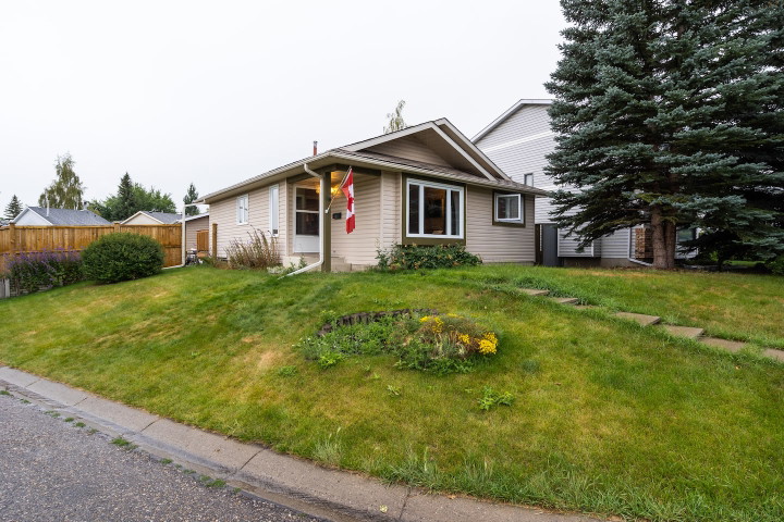 Comforts Of A Home Away From Home - South Compound - Calgary