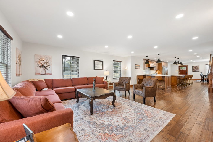 Luxury Home Sleeps 14 Walk To Downtown Stillwater - Stillwater, MN