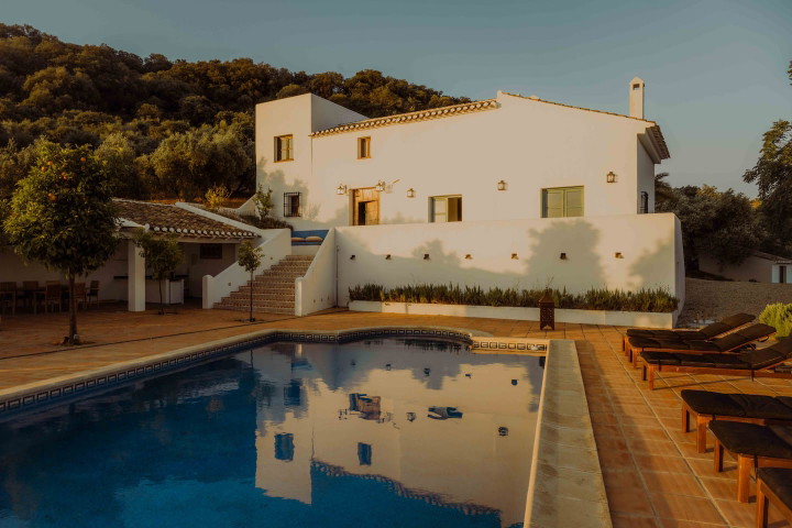 A Picturesque Andalucian Farmhouse - Iznájar