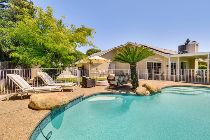 Clovis Family Home: Private Pool, Near Old Town! - Clovis, CA