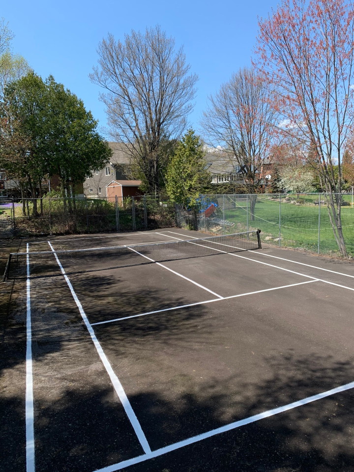 Lake Front House With Tennis Court And Sauna - North Bay