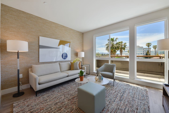 Modern One Bedroom In Resort-style Community - Los Altos, CA