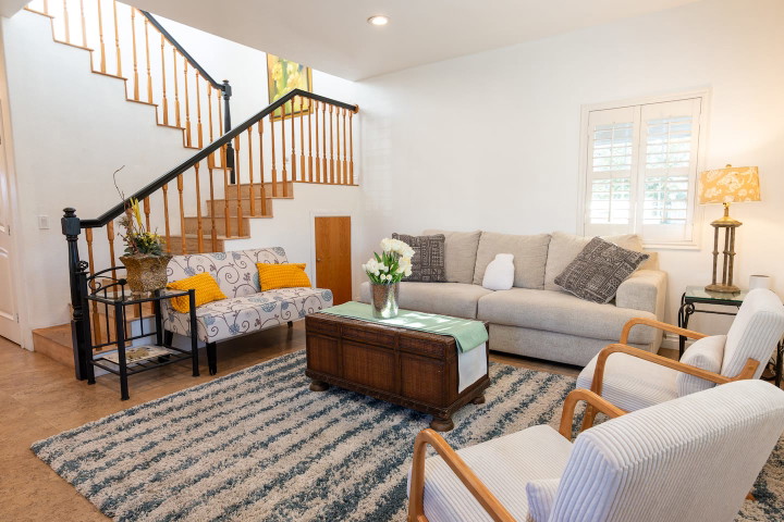 4bd Spacious High Ceiling Home Near Disneyland - Bellflower, CA