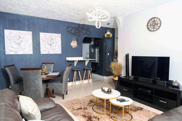 Becky's Exquisite Apartment - Harare