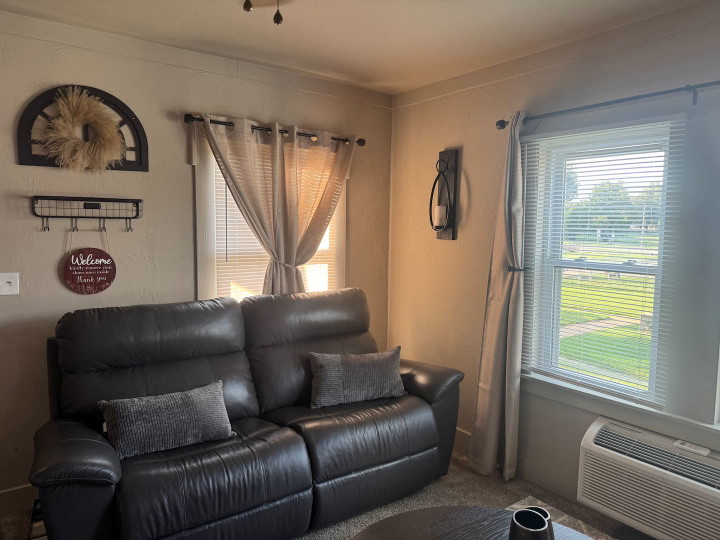 Cozy & Family Friendly 2bd/1bth. Sleeps 4 - Ponca City, OK
