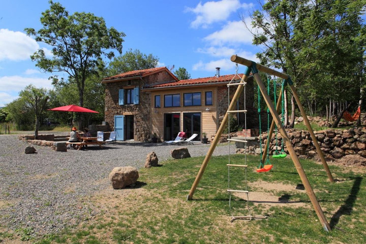 Gîte Contemporain Neuf : Sauna,balnéo,four à Pain - Montbrison