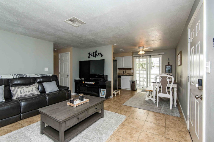 1 Block To River,sport Park, Dogs,ac Garage Games! - Laughlin, NV
