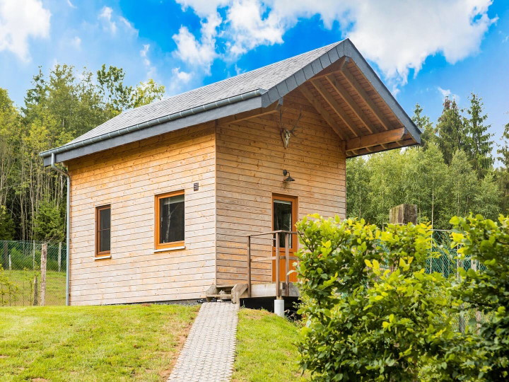 Chalet Isolé à Rogery - Vielsalm
