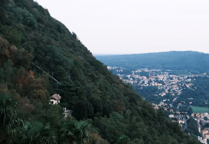 Guesthouse In Brunate With Views Over Como - Como