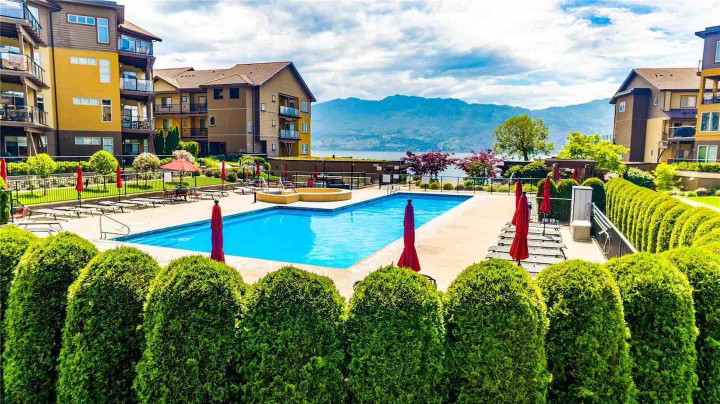 Barona Beach Resort 2 Bedroom Condo With Pool - West Kelowna