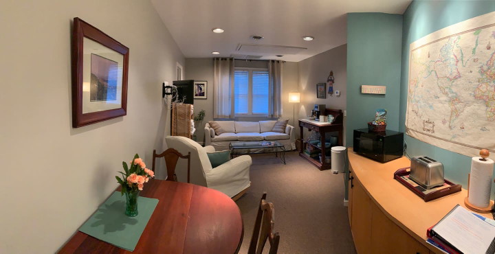 Cozy Naptown Perch - Annapolis, MD