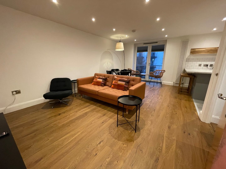 1 Bedroom City Centre Apartment W/free Parking - Belfast