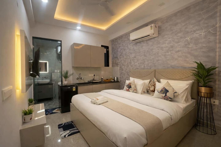 C60. Instay Studio With Kitchen I Without Balcony - Delhi
