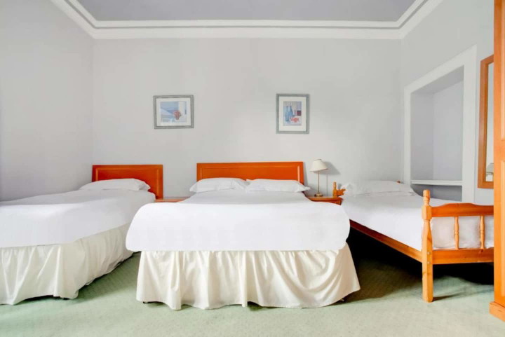 Oyo Kirkconel Hall Hotelstandard Family Room For 4 - Lockerbie