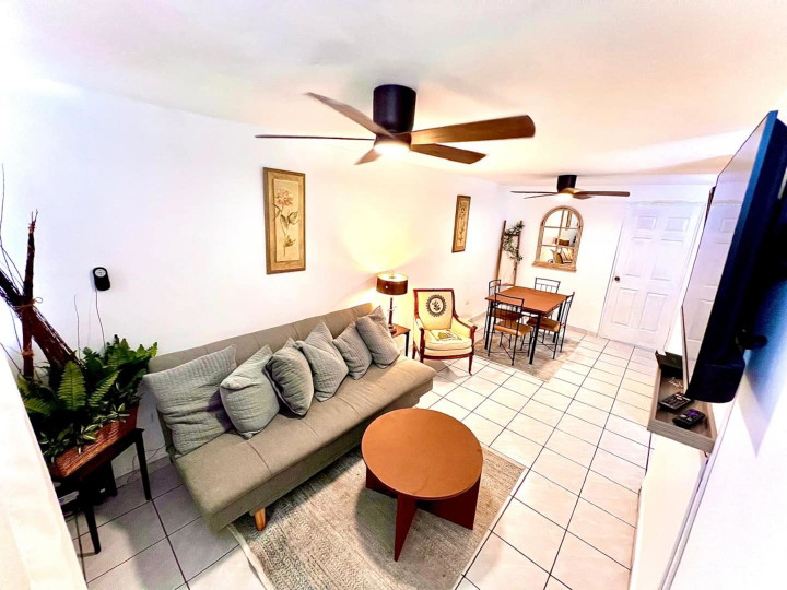 Apodaca Casa Leal (We Invoice) - Monterrey