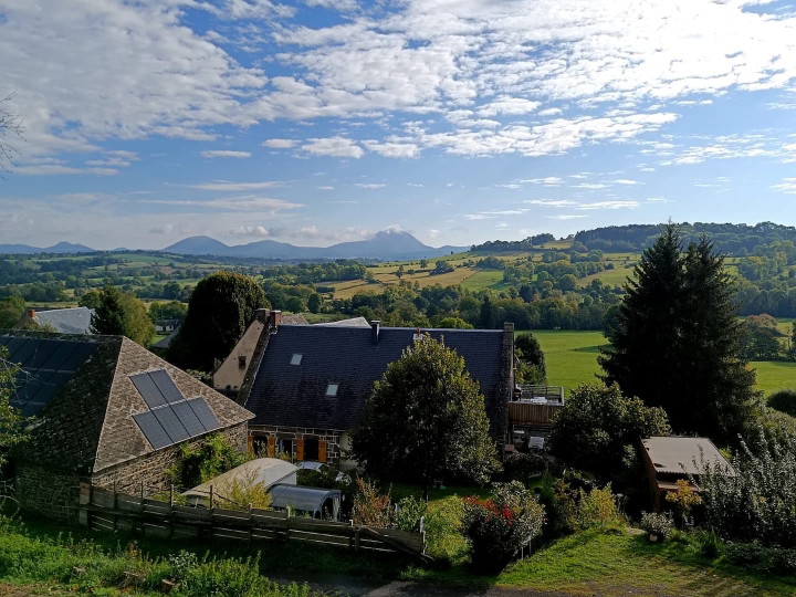 Volc'happy Gîte For 17 In The Auvergne Volcanoes. - Puy-de-Dome