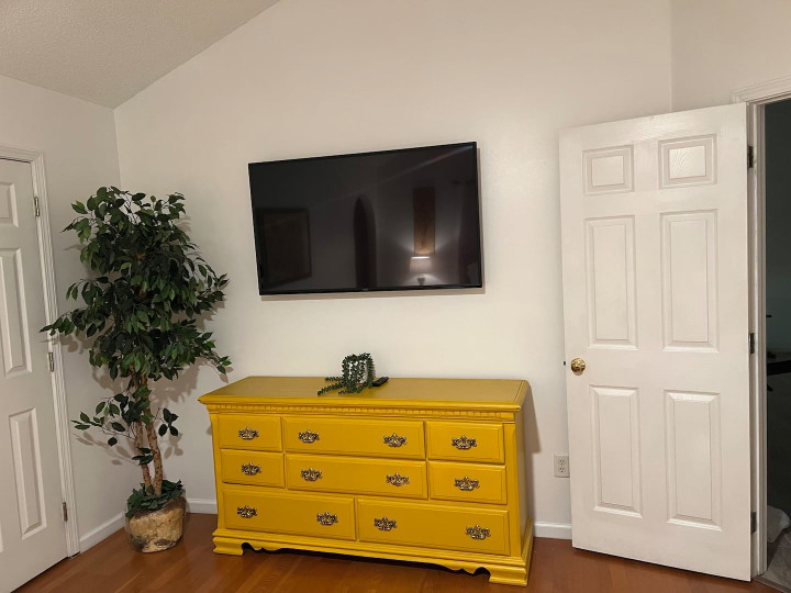 Lovely And Comfy 3 Bedroom -Modern Family Friendly - Jacksonville, FL