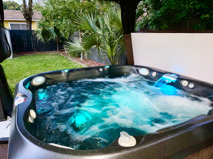Private Hot Tub  Walk To Pearl  Pet Friendly 3br - Texas
