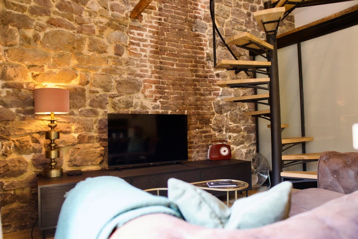 Urban Brooklyn-style Loft Design & Comfort - Profondeville
