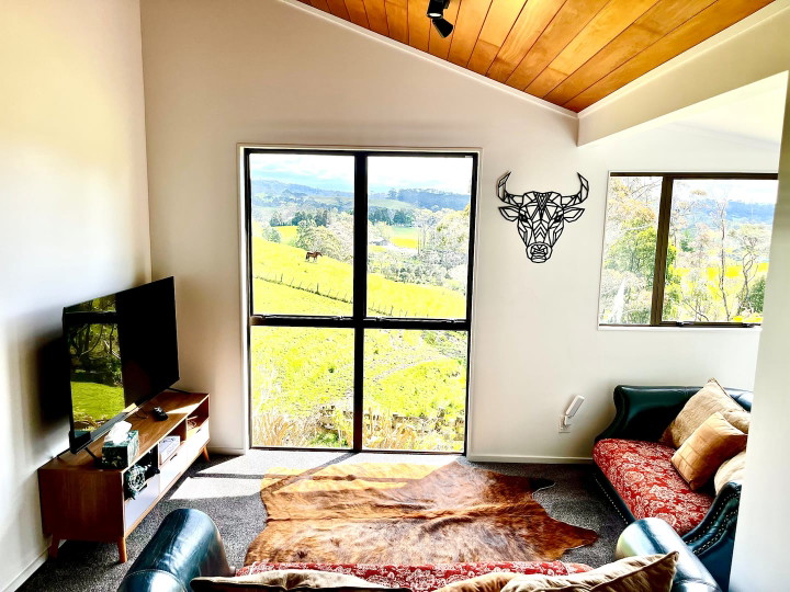 Valley Views Home - Auckland