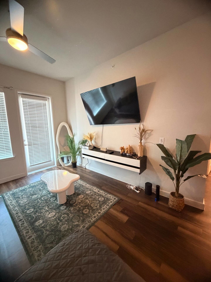 Lovely 1 Bedroom In The Heart Of Richardson!! - 理查森
