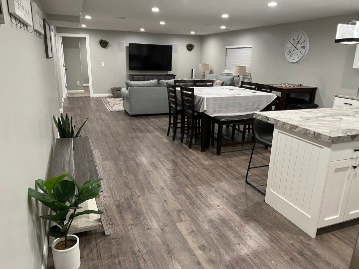 Spacious Wolf Pack Den - West Valley City, UT