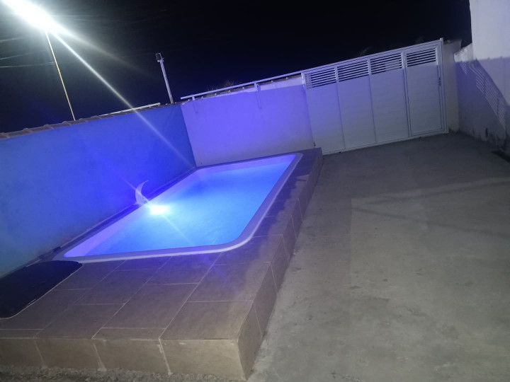 3quartos, Garagem, Piscina, Frente Praia De Unamar - Cabo Frio