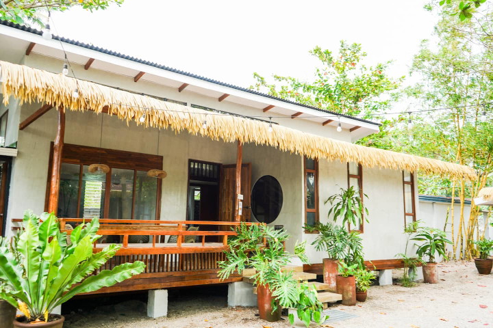 Balay Amihan - Natos Beach - Bacolod