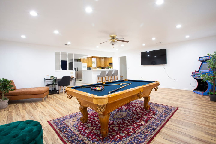 Pool Home W/ Game Room Near Nos Center - San Bernardino, CA