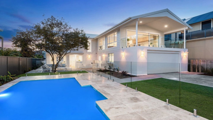 Ashai Haus | Pool, Wifi | Accom Holidays - Terrigal